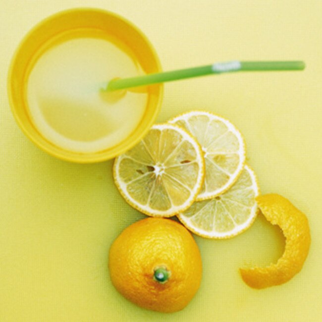 Use saffron for flawless underarms