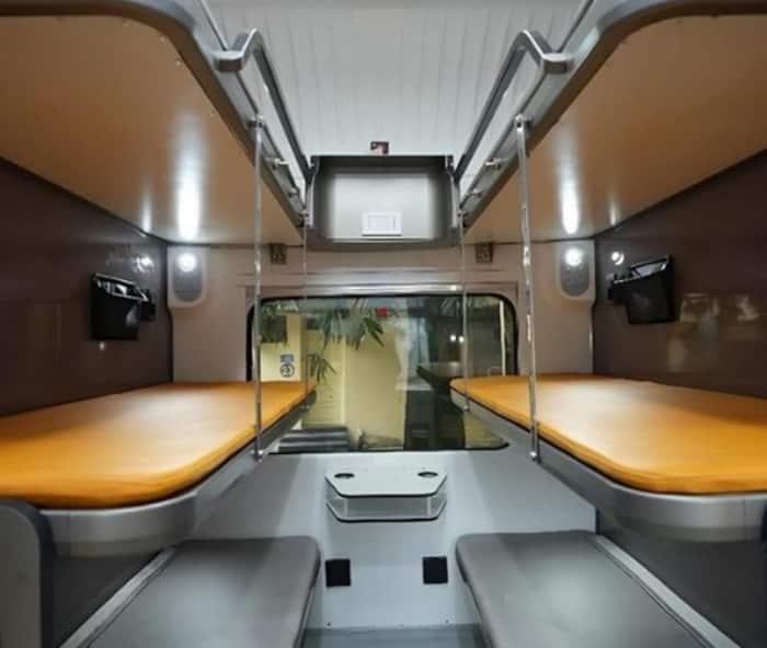 Inside photos of Vande Bharat sleeper revealed, it's more luxurious ...