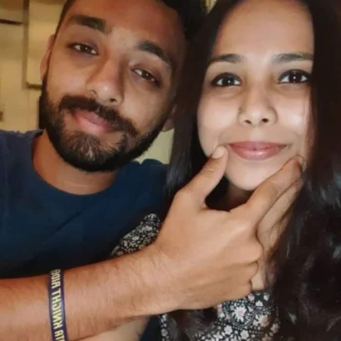 Meet wife of India star cricketer Varun Chakravarthy, they married during..., her name is...