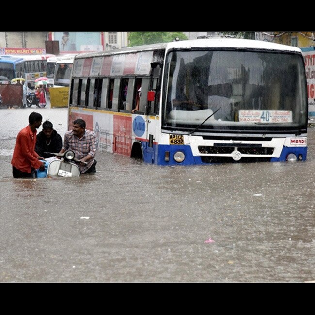 PHOTOS: Heavy rains bring Hyderabad to standstill
