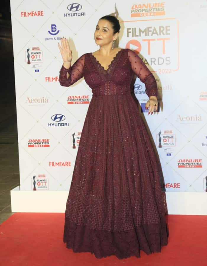 Vidya Balan Looks Like a Vision to Behold in Burgundy Gown