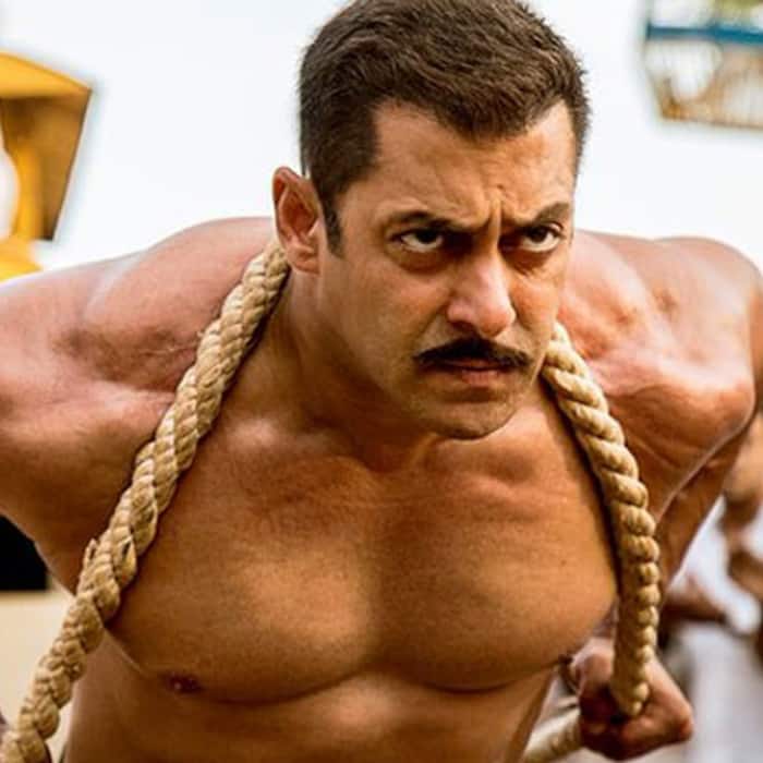 Best Debutant Director: Aniruddha Roy Choudhury for Pink