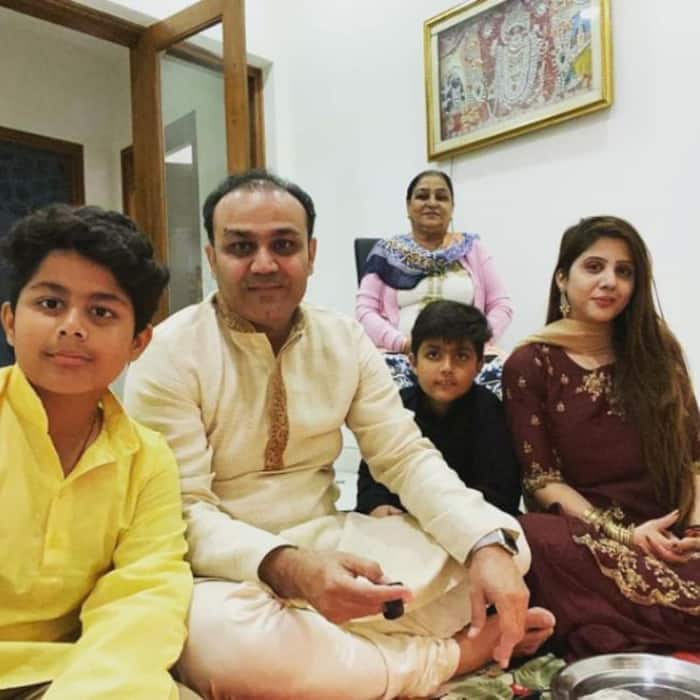 Step inside Virender Sehwag and wife Aarti Sehwag's luxurious home in ...