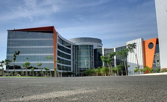 Infosys' Incredible Journey From ₹10,000 to USD 16 Billion - IN PICS