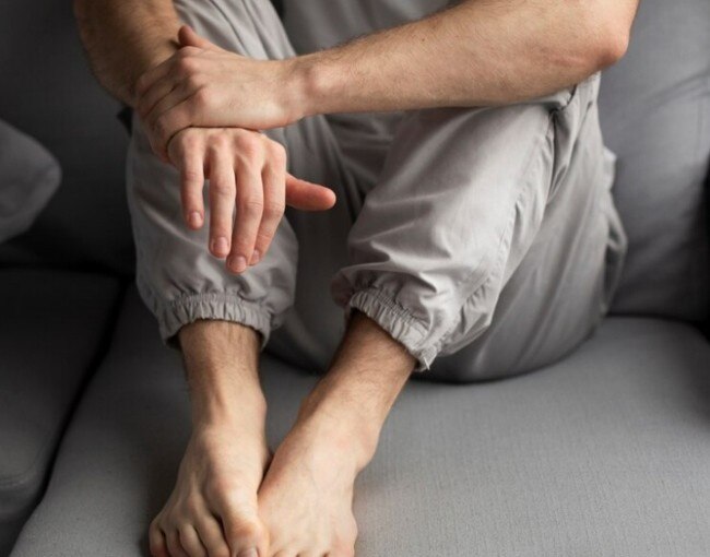 Vitamin B12 Deficiency Can Cause Tingling in Feet