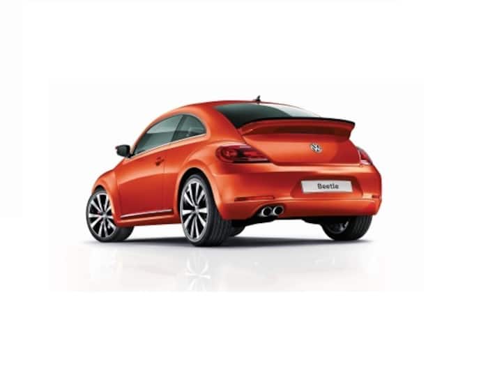 Volkswagen Beetle 2015 Photo Gallery img12