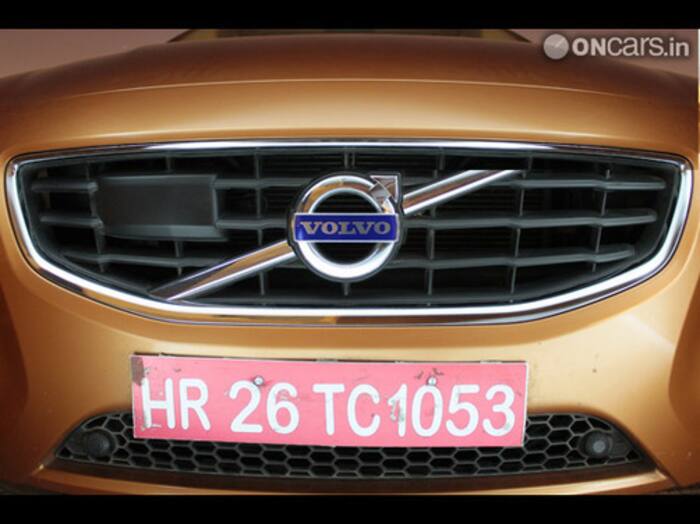 Volvo S60 Exterior