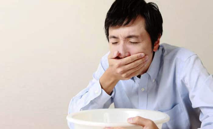 5 Home Remedies to Get Relief From Vomiting