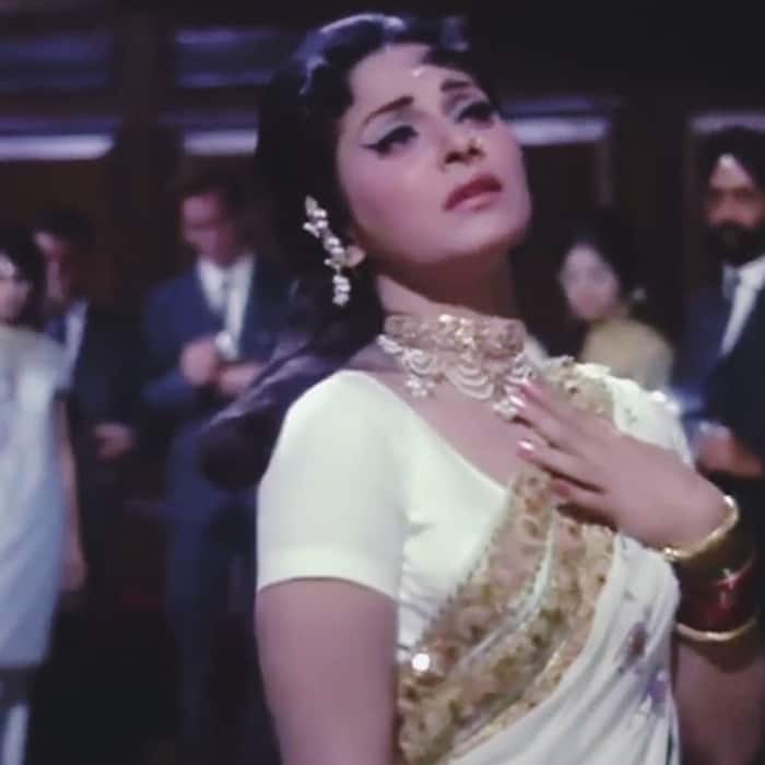 Recalling Waheeda Rehman's Classic Dance Numbers in Photos