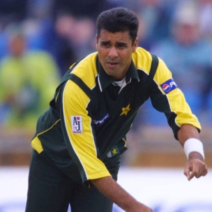 Waqar Younis (Pakistan)