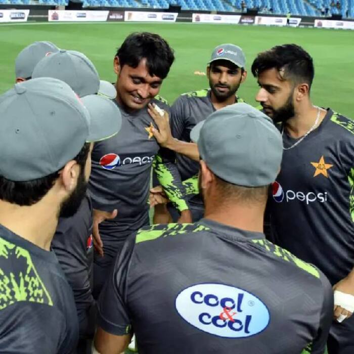 Pakistan's cricketer announces retirement from International cricket at ...