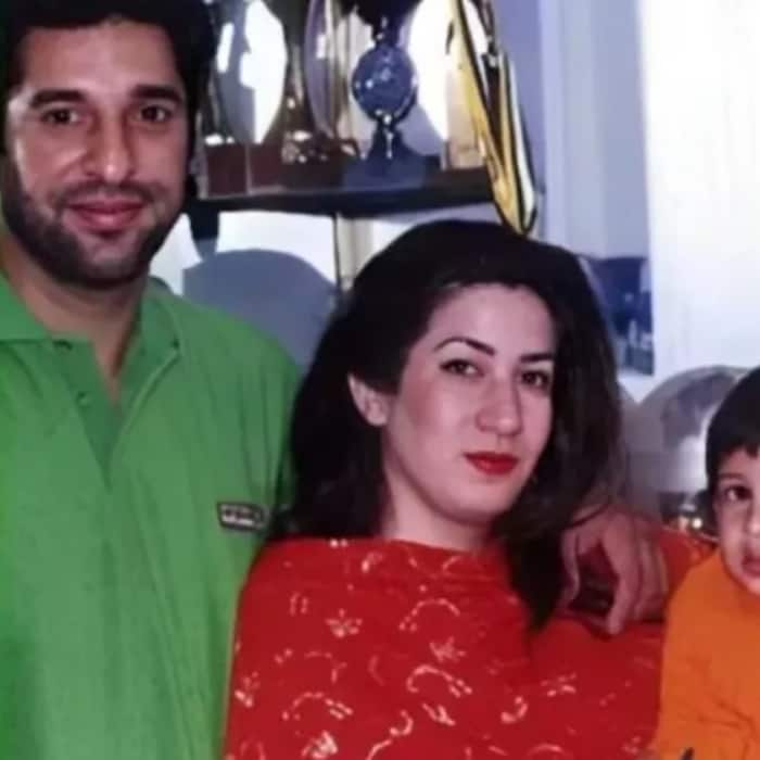 Pakistan star Wasim Akram lost his first wife due to..., was linked to Bollywood star, married ...