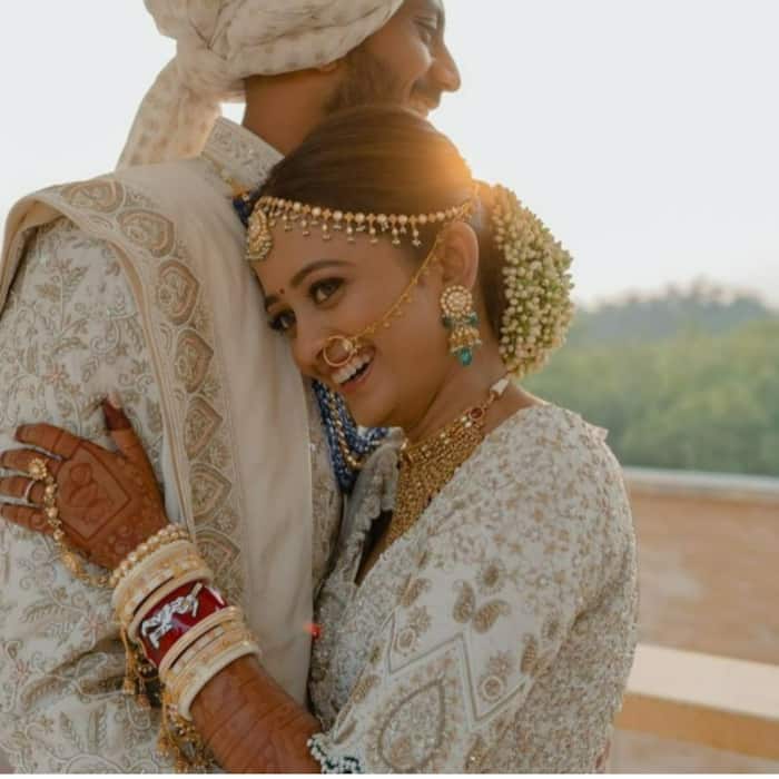 Axar Patel Wedding: India All-Rounder Ties Knot With Girlfriend Meha ...