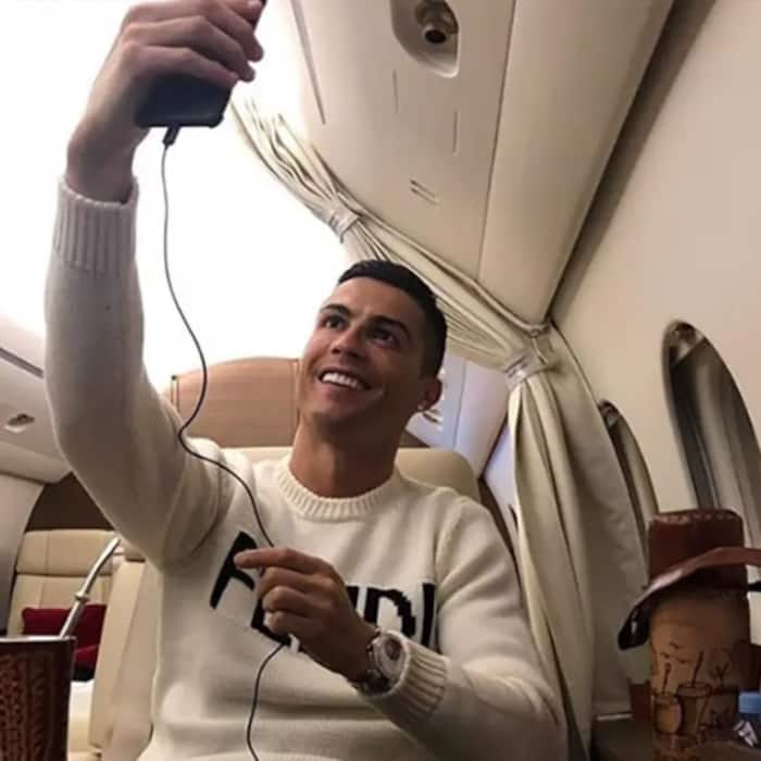 Inside photos of Cristiano Ronaldos's Rs 62500000000 private jet with ...