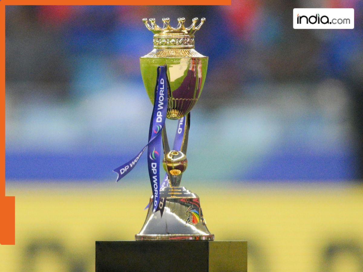 Where is Asia Cup 2025 Trophy? Mohsin Naqvi is sitting with it at ...