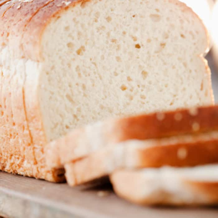 Here are 5 foods that make you feel sleepy