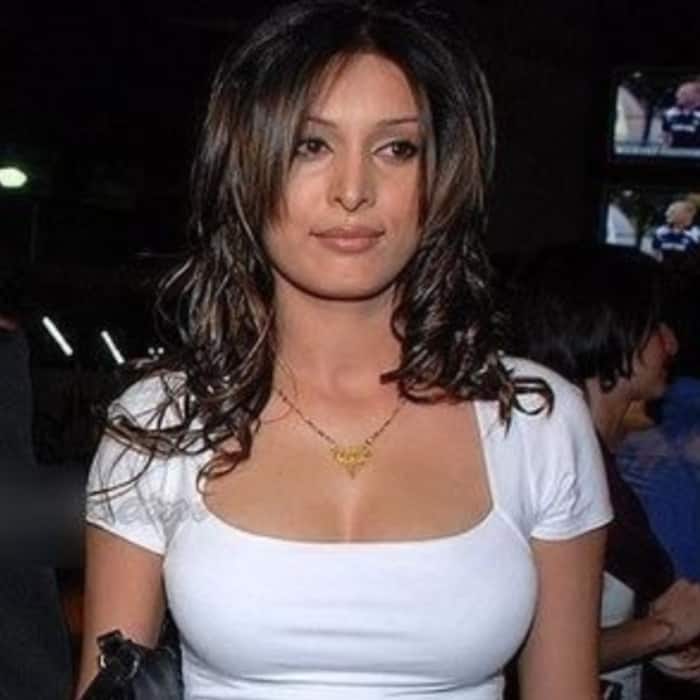 Meet Vinod Kambli's first wife, who was once a hotel receptionist, she is now..., her name is...