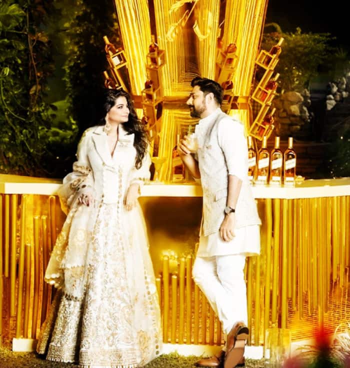 Do You Know Who Is Rhea Kapoor's Soon-To-Be Husband Karan Boolani ...