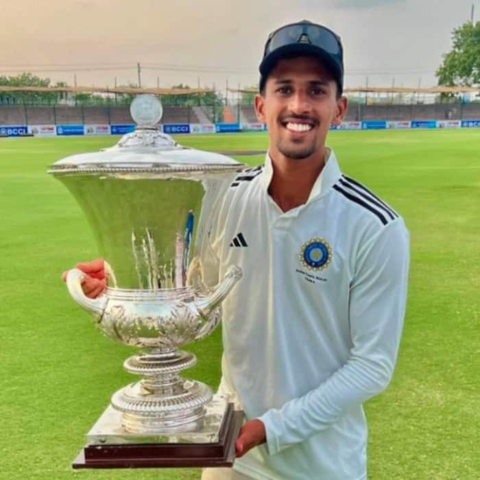 Ravichandran Ashwin vs Tanush Kotian: Who has better economy rate and ...