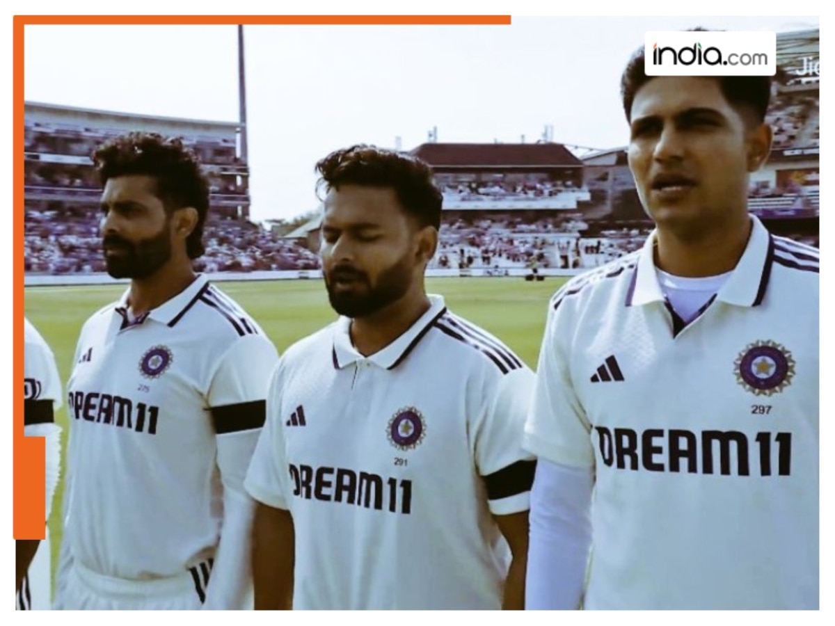 Why players are wearing black armbands in the India vs England Test at ...