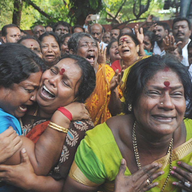 People cry their heart out post Tamil Nadu Cm’s death