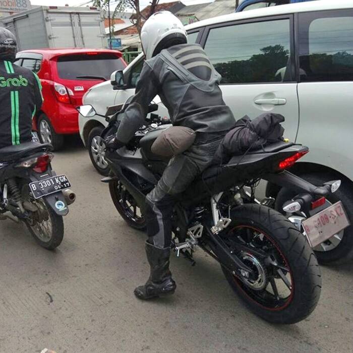 Yamaha YZF R15 v3 engine