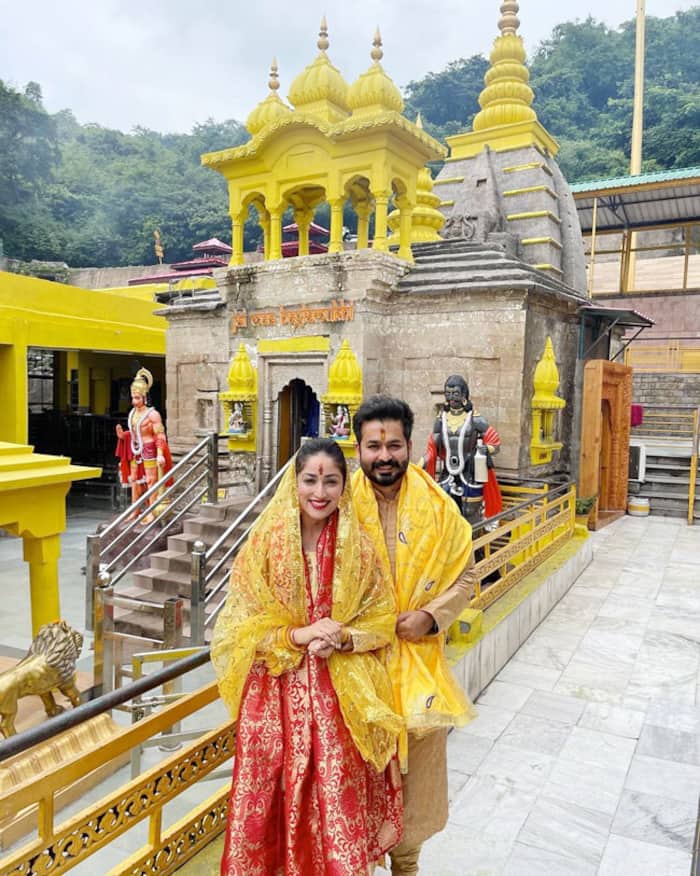 Yami Gautam looks stunning in red brocade suit as she drops pictures ...