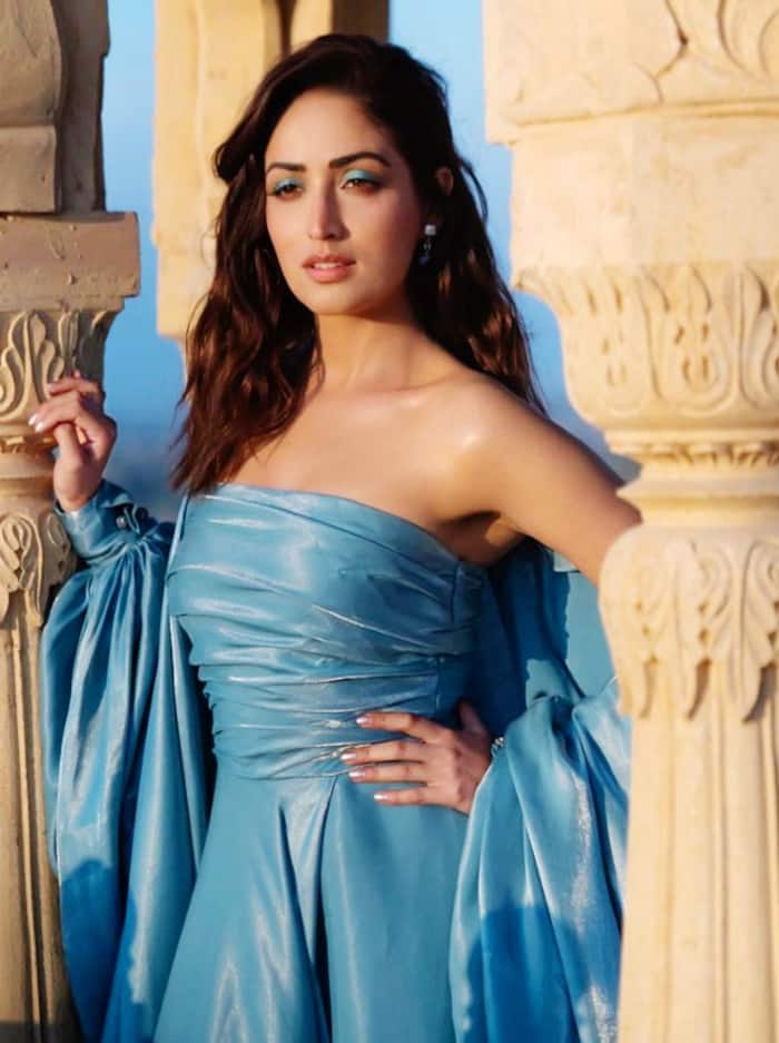 Yami Gautam is Acing the Billowy Sleeves and Long Gown Style Like A Pro ...