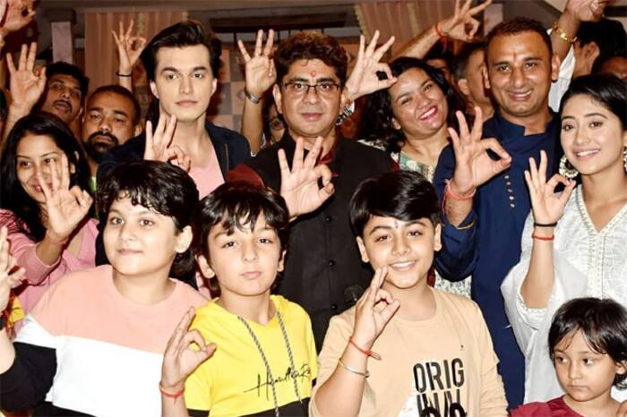 Yeh Rishta Kya Kehlata Hai Completes 12 Years: Naira And Kartik Perform ...