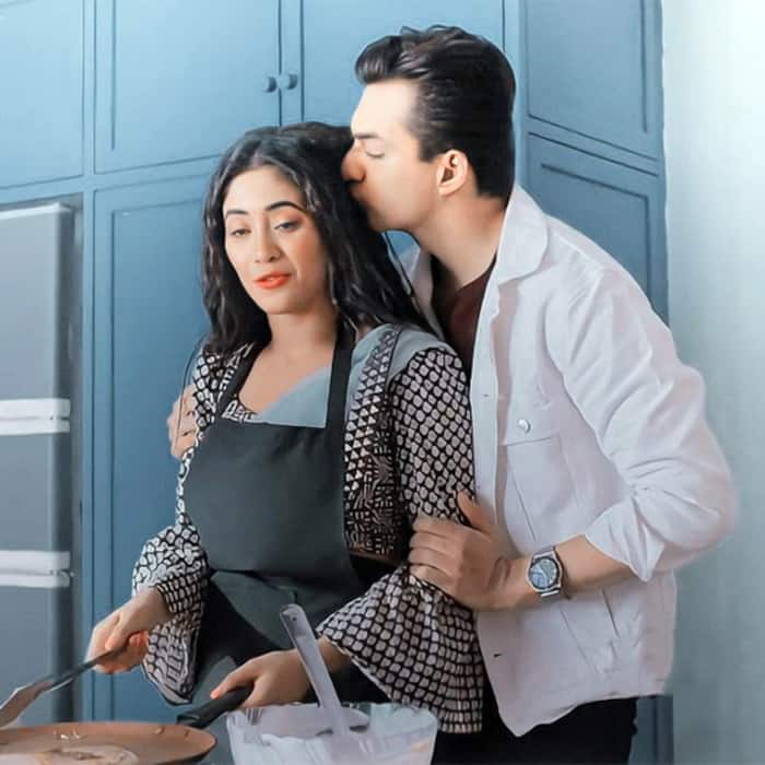 Yeh Rishta Kya Kehlata Hai: Kartik and Naira’s Adorable Romance, See Photos
