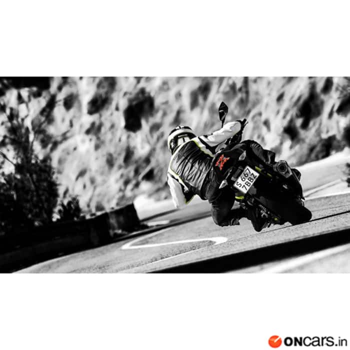 Kawasaki Z900: Photo Gallery