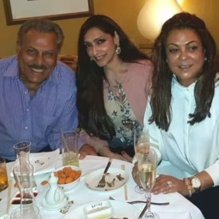 This star Pakistan cricketer fell in love with Indian woman, divorced ...