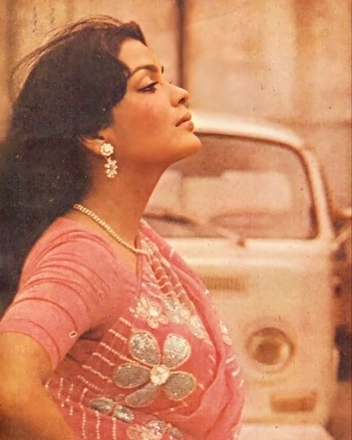 Happy 77th Independence Day: Zeenat Aman, Urfi Javed, Sara Ali Khan ...